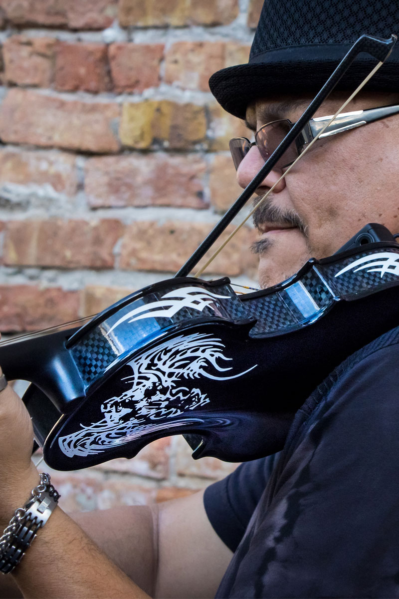 jesus florido staging - Larsen Strings